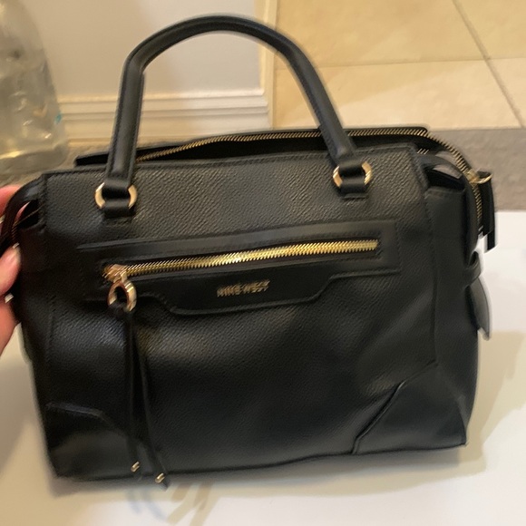 Nine West | Bags | Nine West Shoulder Bag | Poshmark